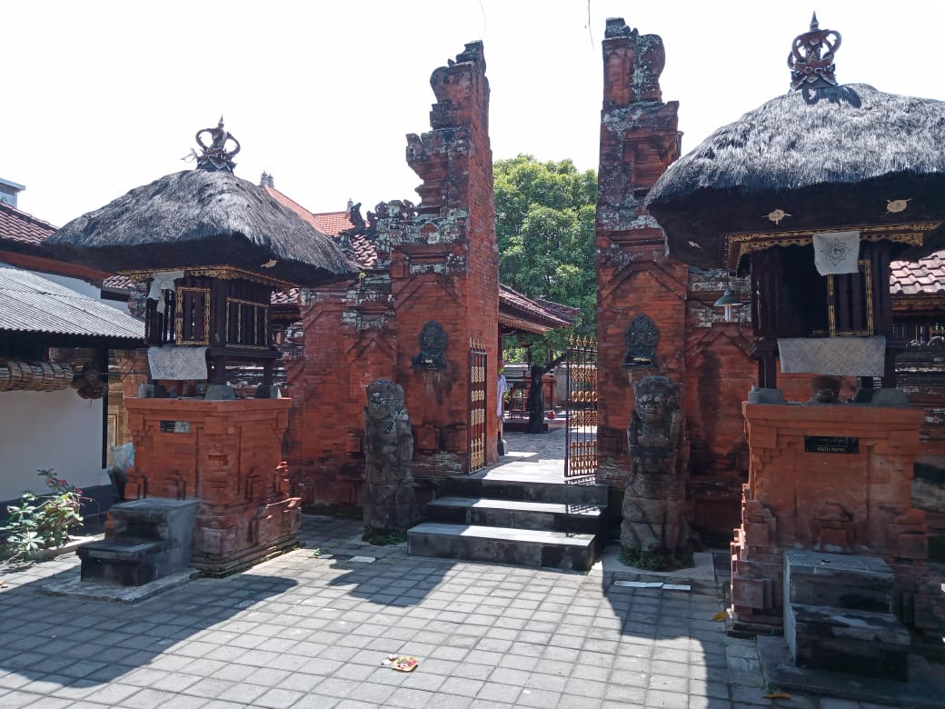 PURI PEMECUTAN KALERAN KANGINAN – Puri Agung Denpasar ( Puri Satria )